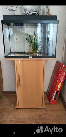 Продается аквариум juwel на 70 литров с компрессор
