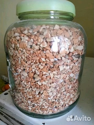 Грунт для аквариума. 2 литровая банка